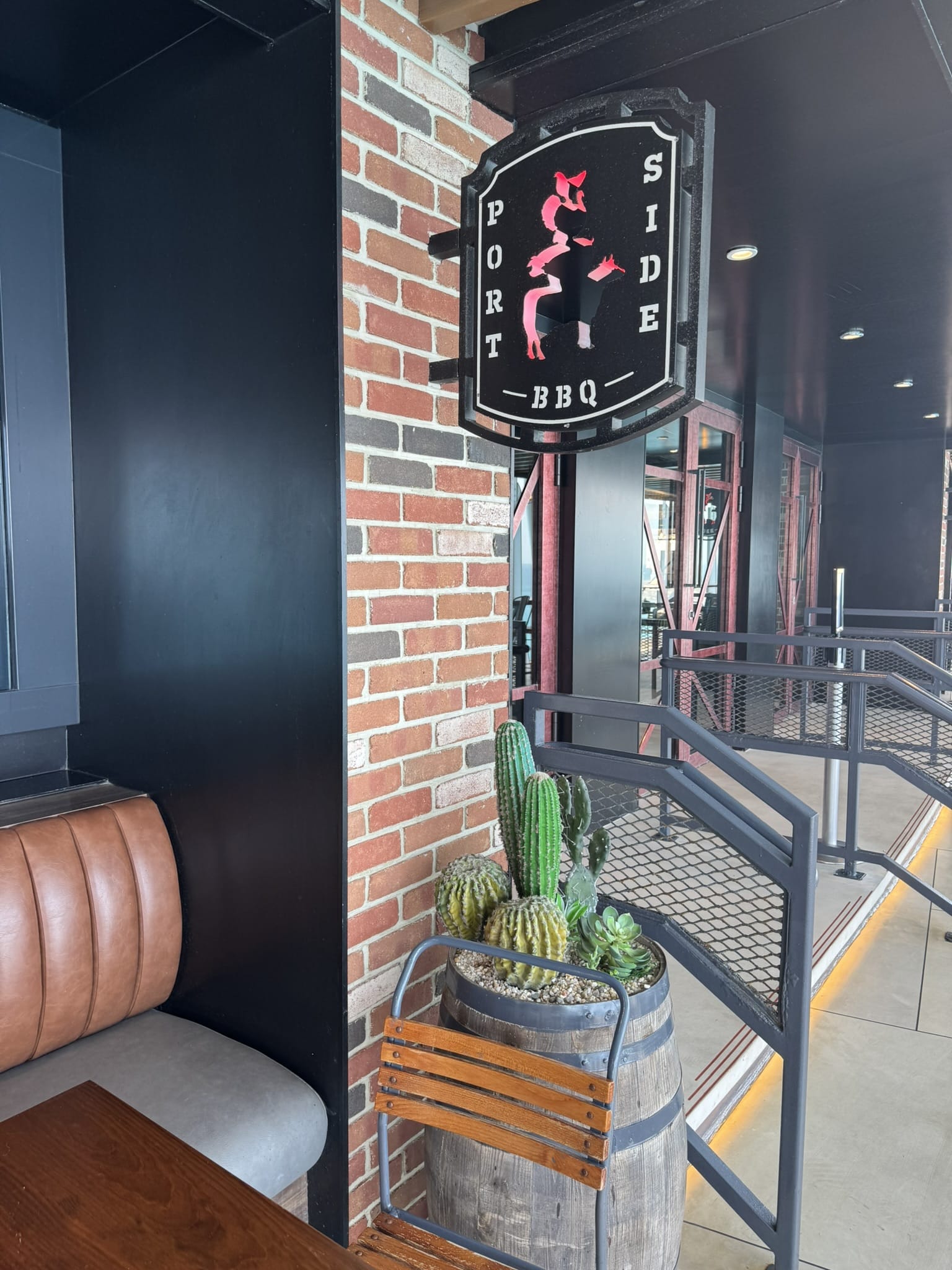 Portside BBQ on Royal Caribbean: A Complete Dining Experience ...