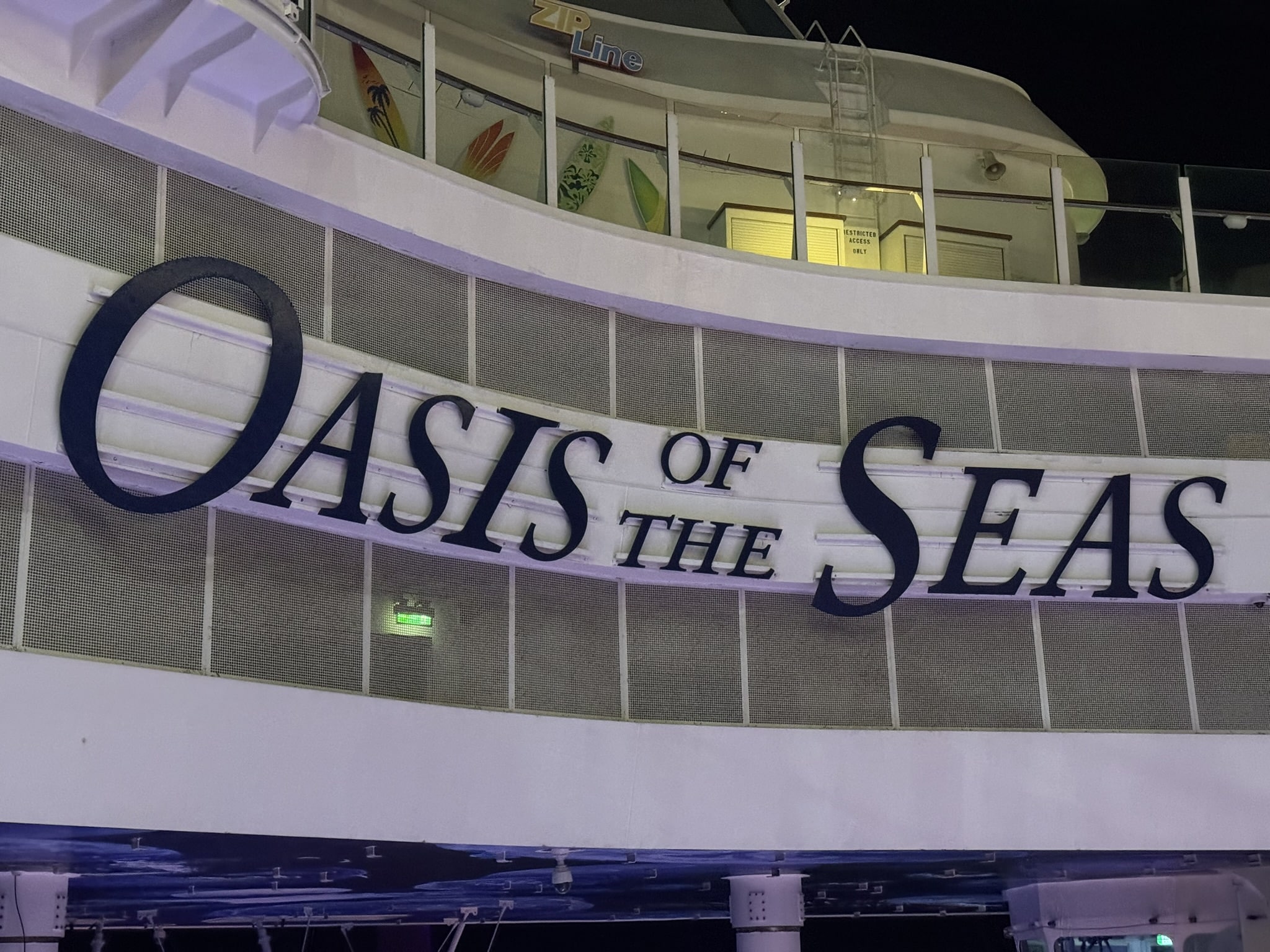Oasis of the Seas: Pros and Cons of Royal Caribbean’s Iconic Ship ...